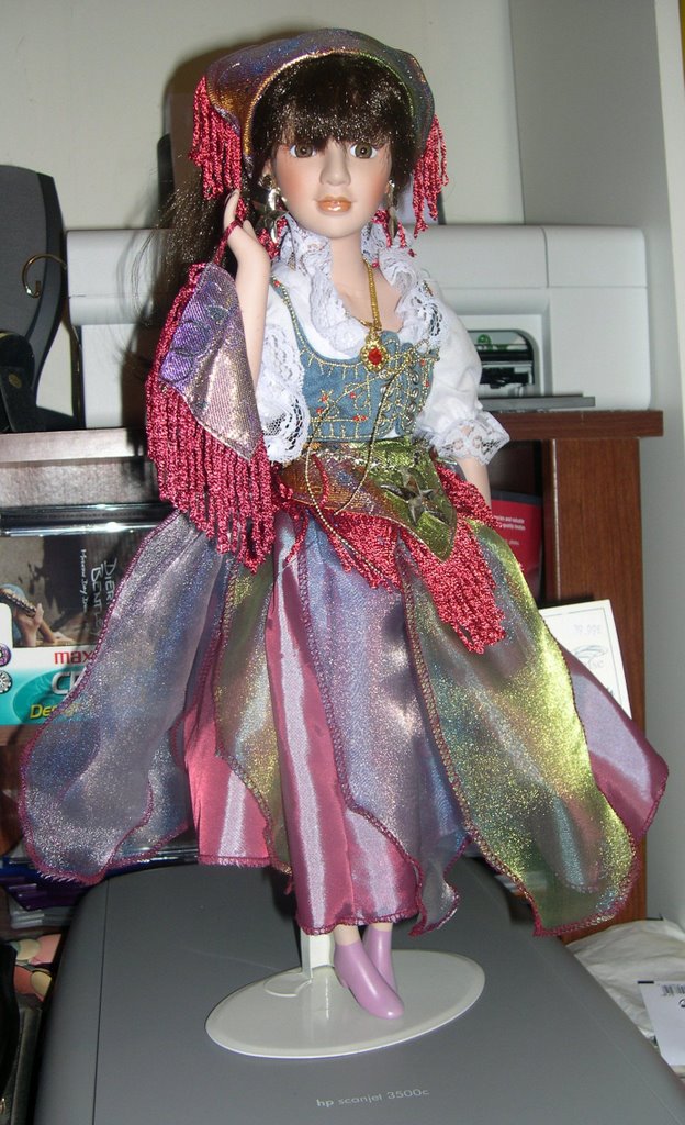 Threads From a Tatting Goddess: 06/01/2006 - 06/30/2006